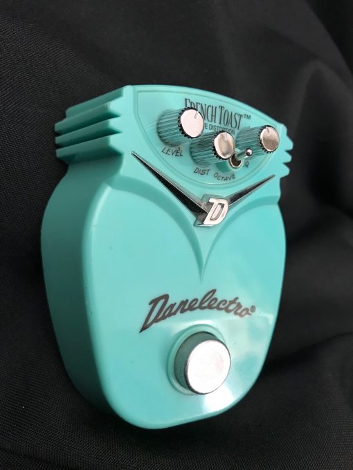 Danelectro French Toast Octave Distortion/= Big Muff Foxx Tone Machine ...