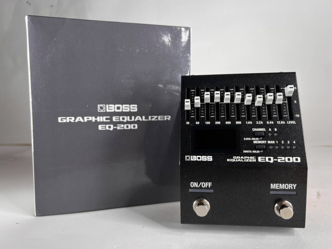 Boss EQ-200 Graphic Equalizer Pedal 10-band w/box - Eclectic Sounds